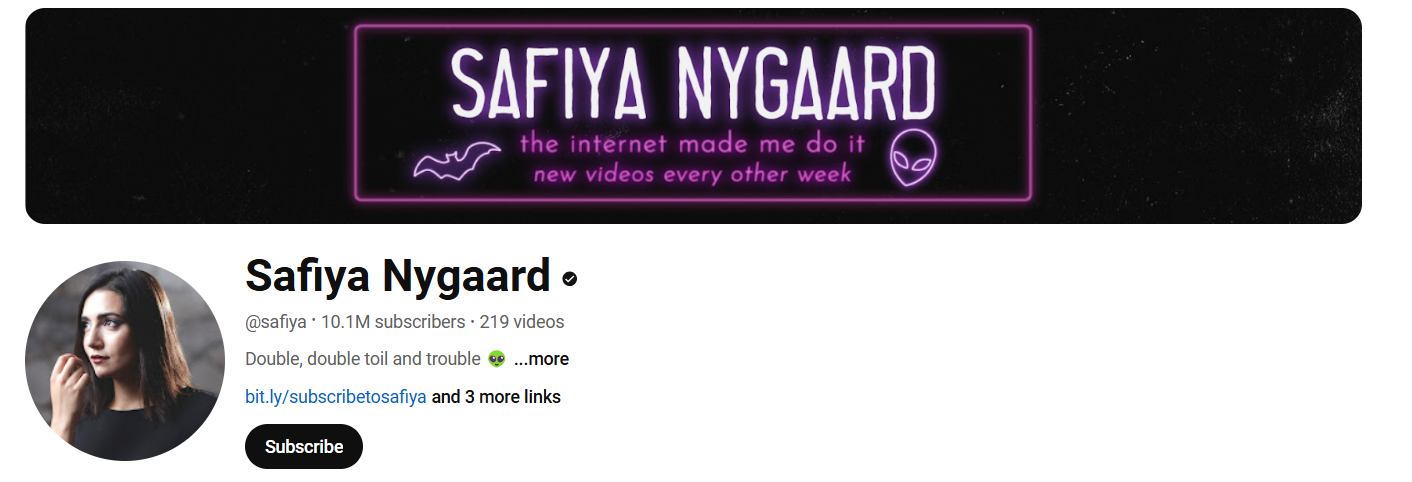 How To Make a YouTube Banner | BrandCrowd blog